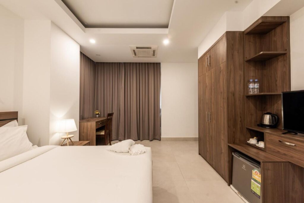Queen Mansion Apartment Monthly Rental