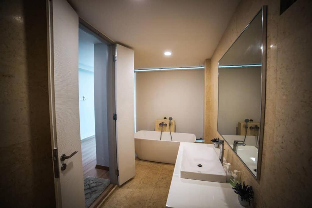 Jazz Service Suite Monthly Rental